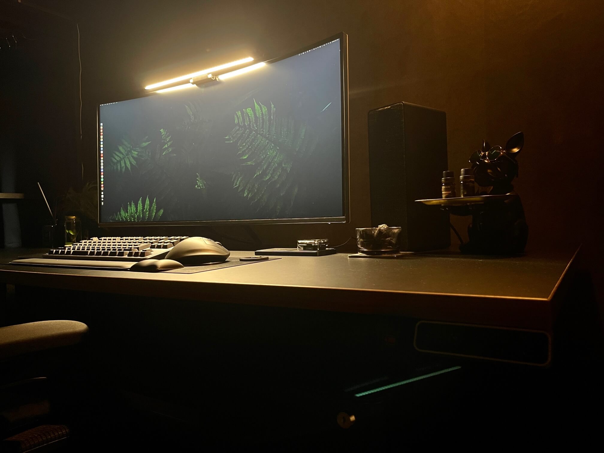 【レビュー】PREDUCTSデスクを導入して思った4つのコト【DESK – METRO ワイドモデル】 | インズノート