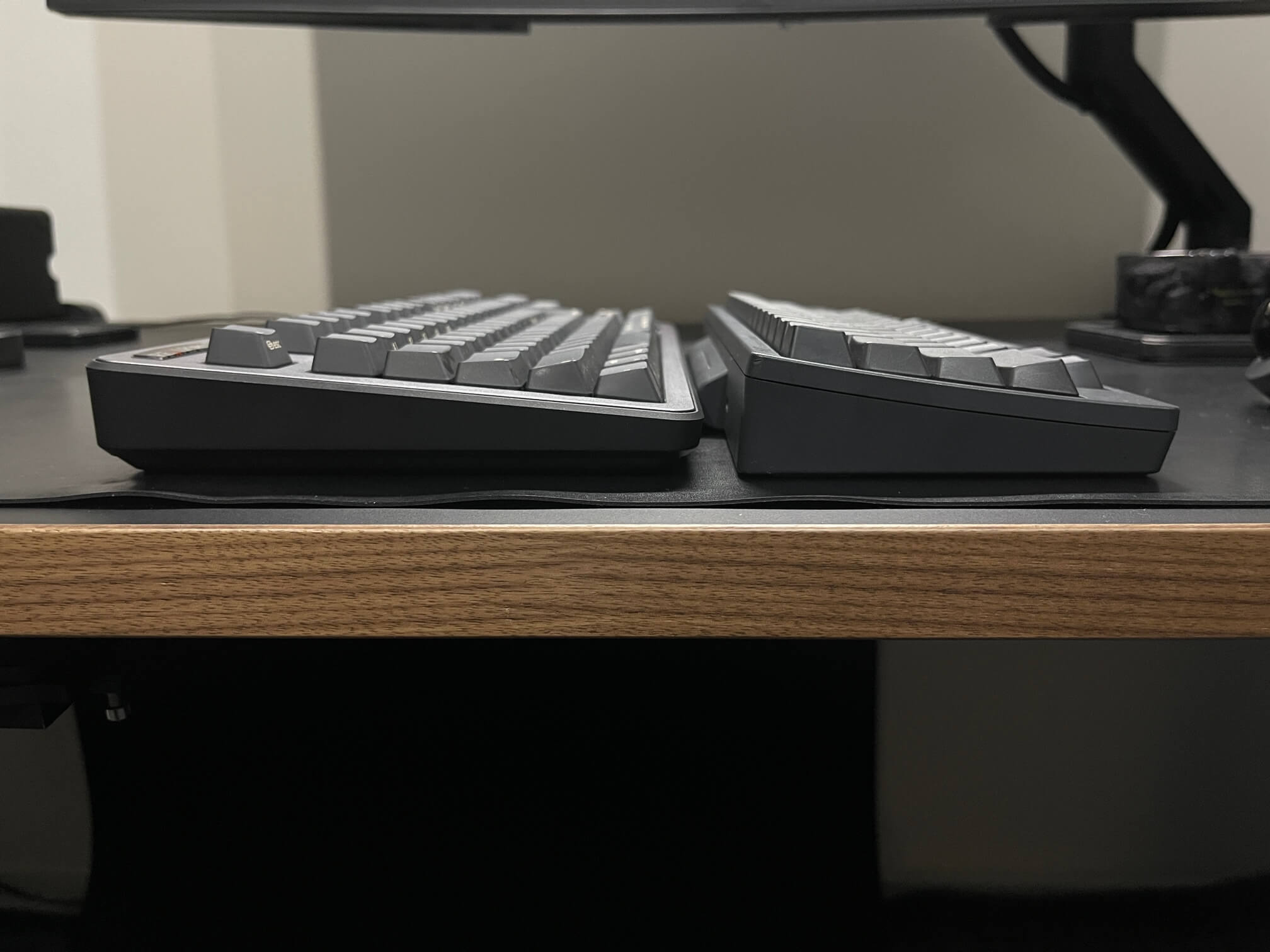 【REALFORCEと比較】HHKBを買い直したけどUS配列やめとけって言ったの誰よ？ | インズノート